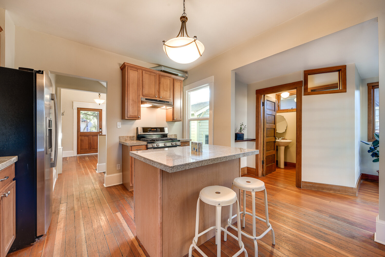 Classic Clinton/Division Old Portland Foursquare — Urban Nest Realty