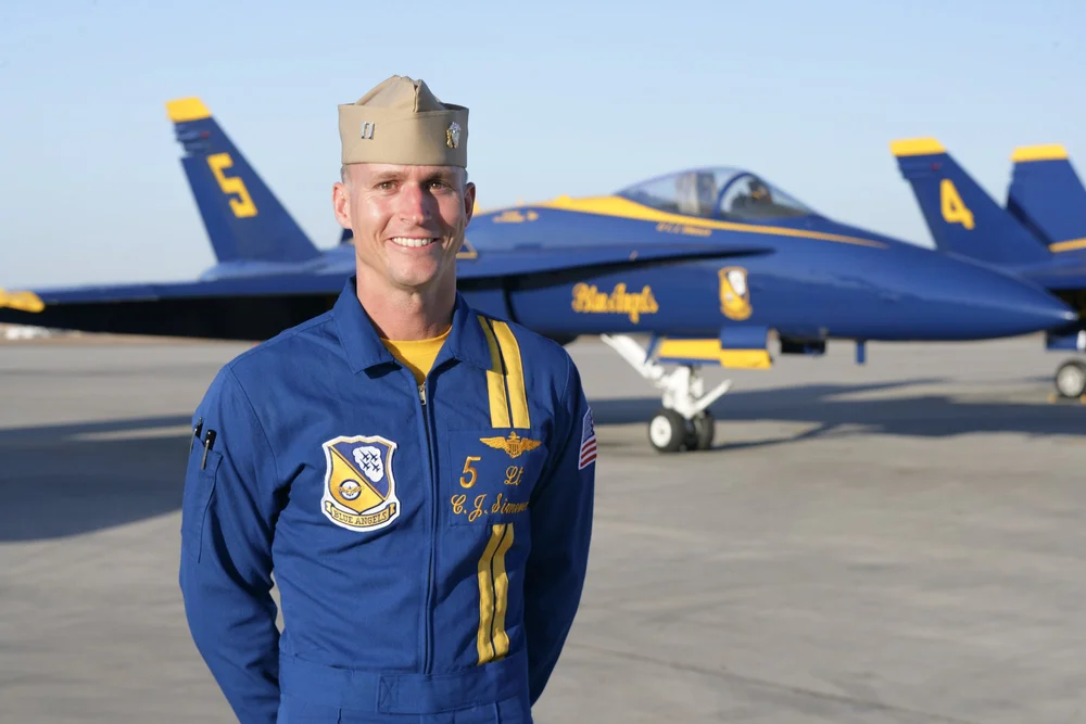 Blue Angels lead solo pilot Lt CJ Simonsen — Alan de Herrera