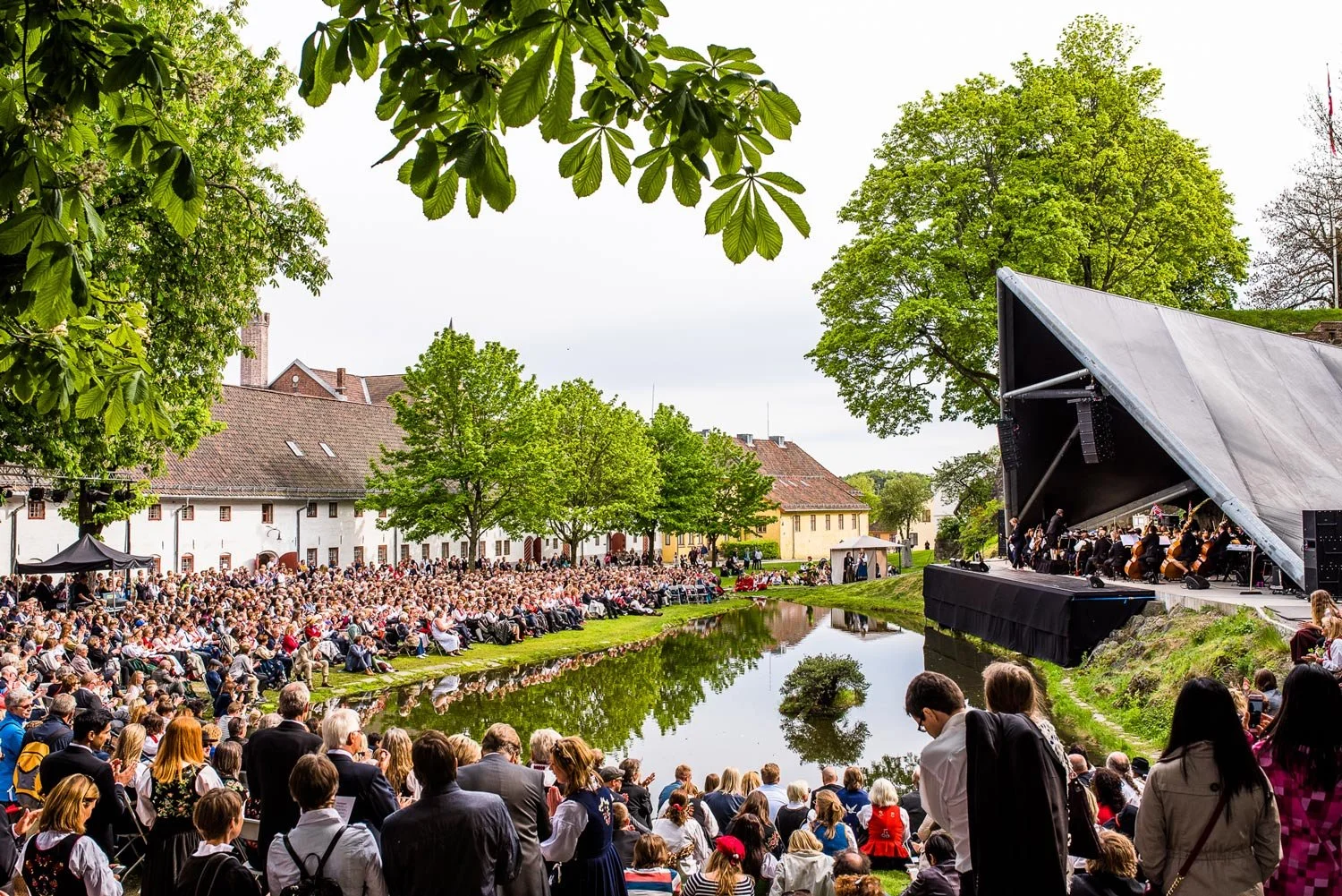 17. mai-komiteens festkonsert på Karpedammen - Akershus festning — Hva skjer i Oslo