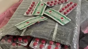 What exactly is the Red 225 drug? Uses & Risks of This Poorly Regulated ...