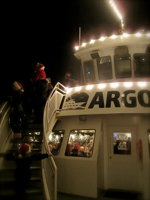 Holiday Tradition: Christmas Ships — Finding the Extraordinary in the ...