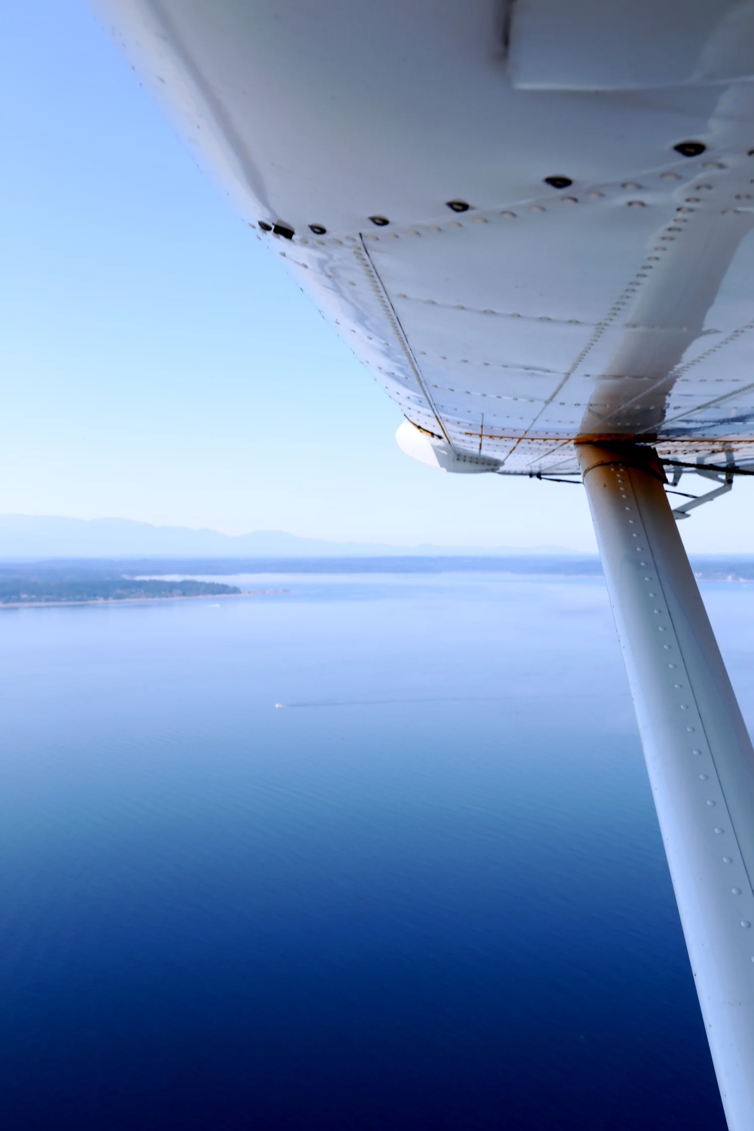 Scenic flight on Kenmore Air — Finding the Extraordinary in the Ordinary