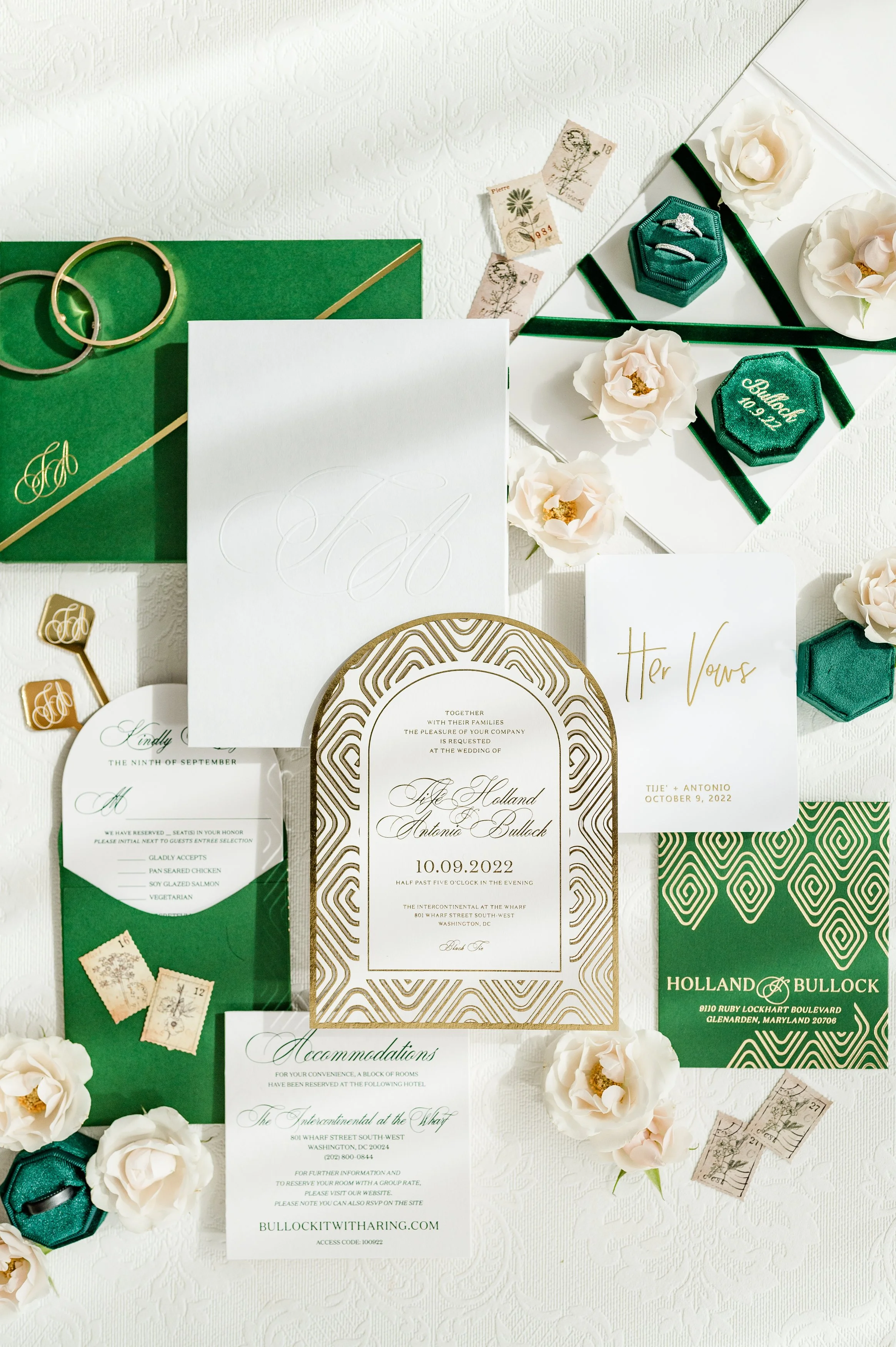 INVITATIONS — By Dami Studios