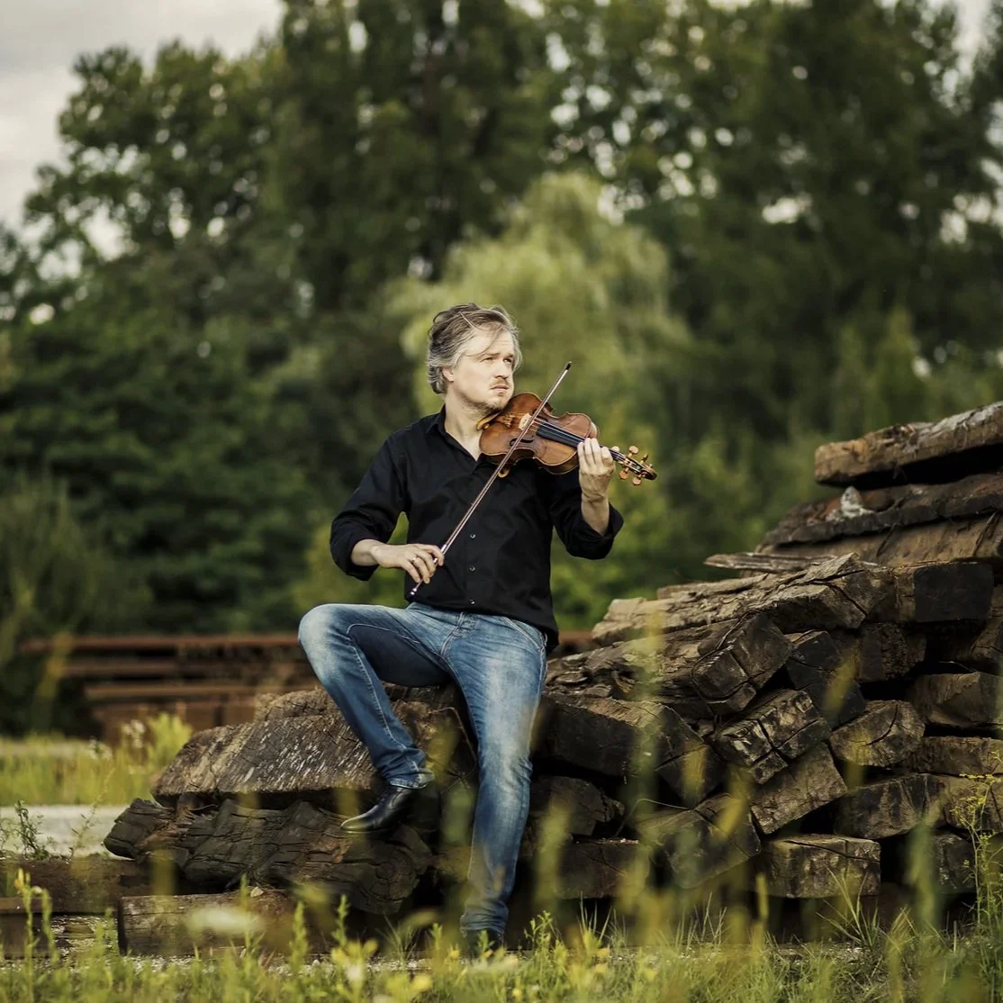 VIOLINIST HENNING KRAGGERUD DELIGHTS WITH A GRIEG ARRANGEMENT AND ...