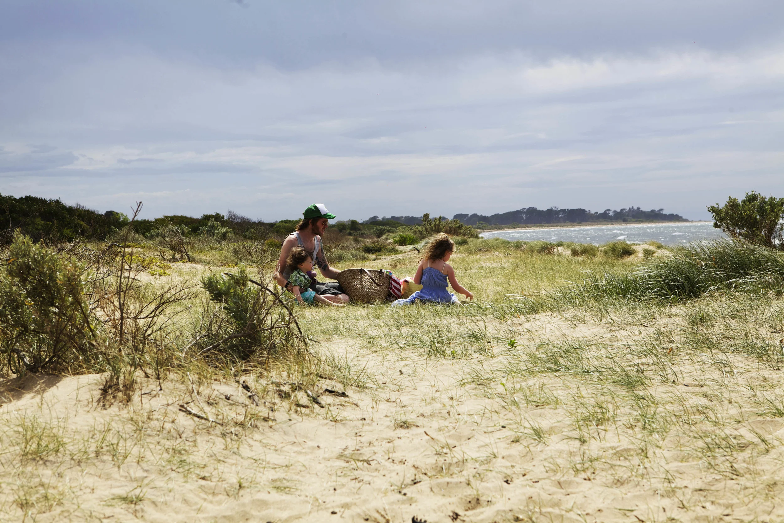 point cook coastal park beach and picnic area, point cook