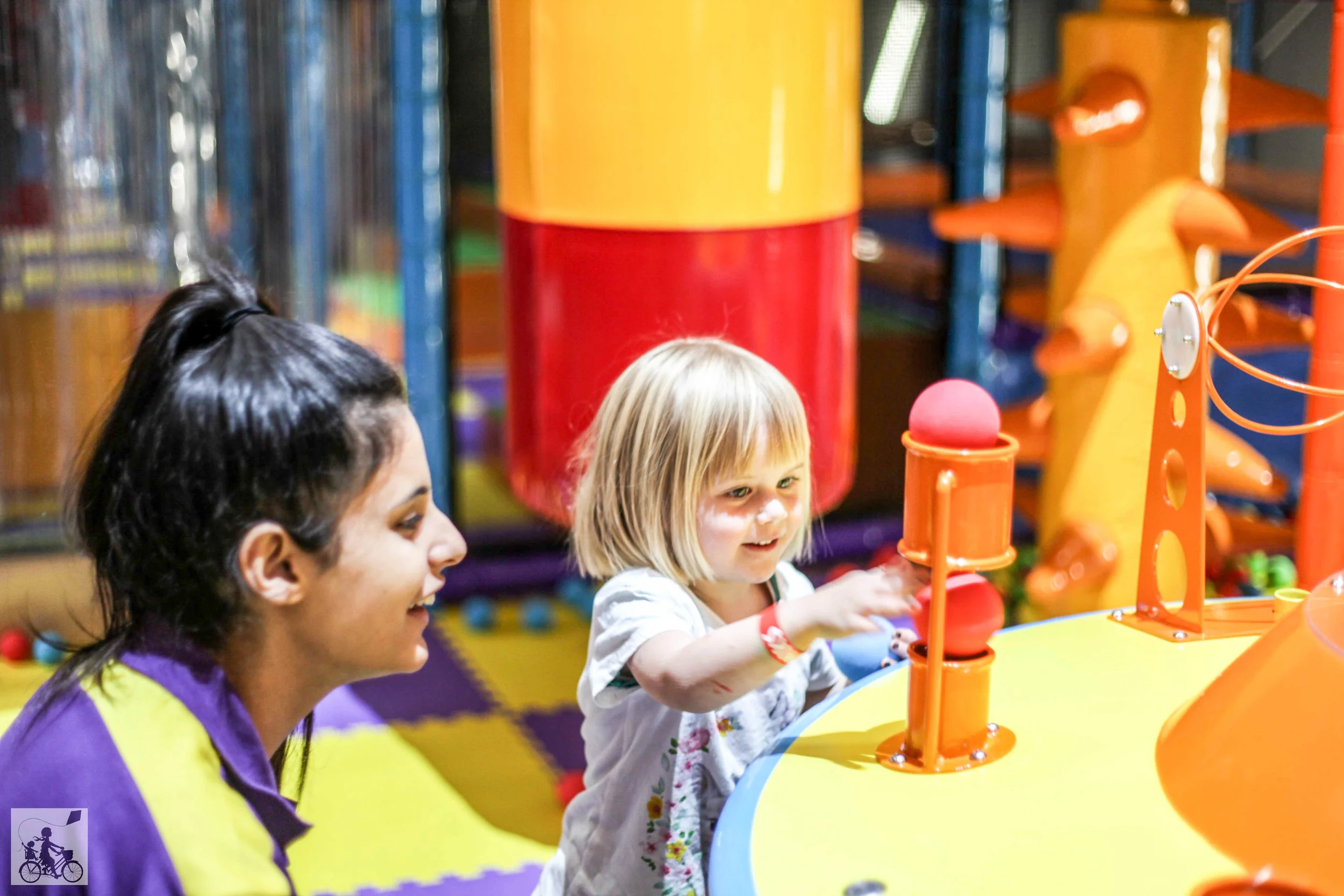 chipmunks playland, playcentre and cafe, caroline springs
