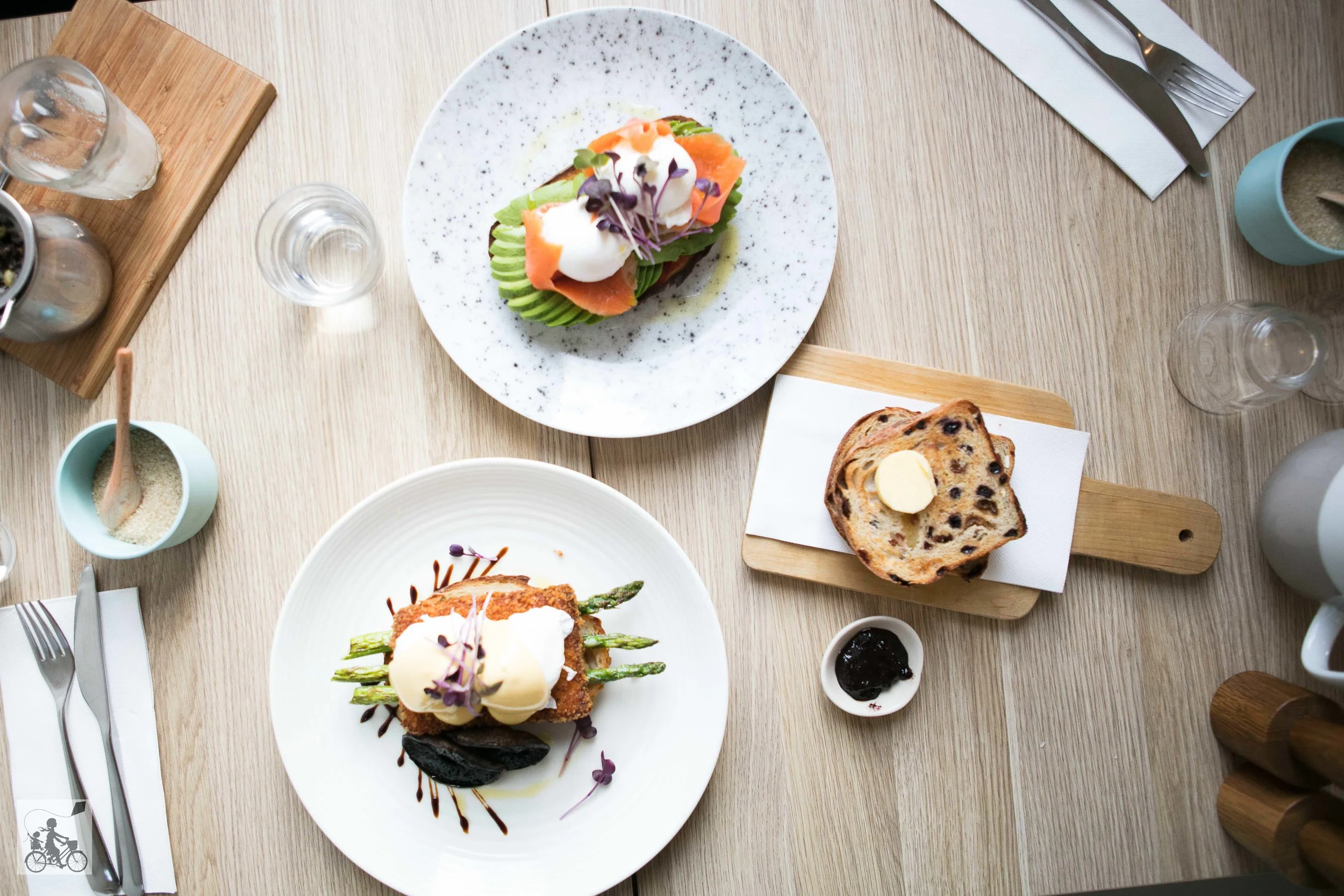 little man cafe, seddon