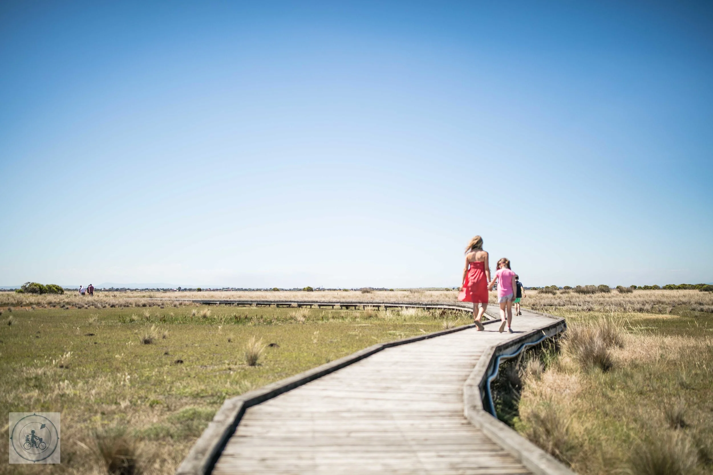 cheetham wetlands viewing tower, point cook