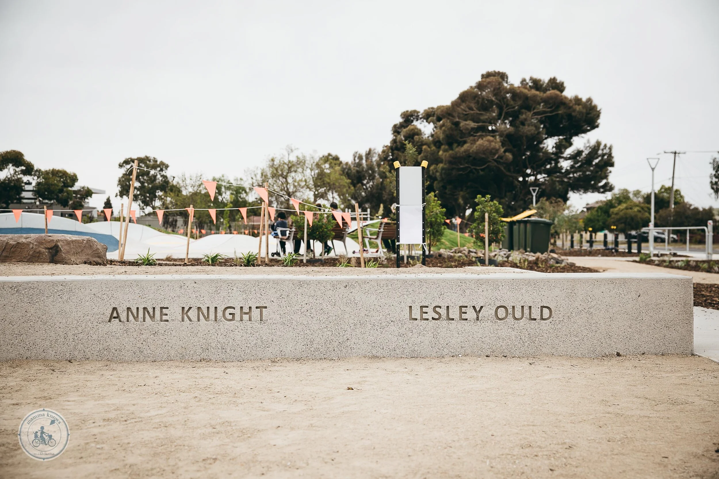 curlew community park, laverton