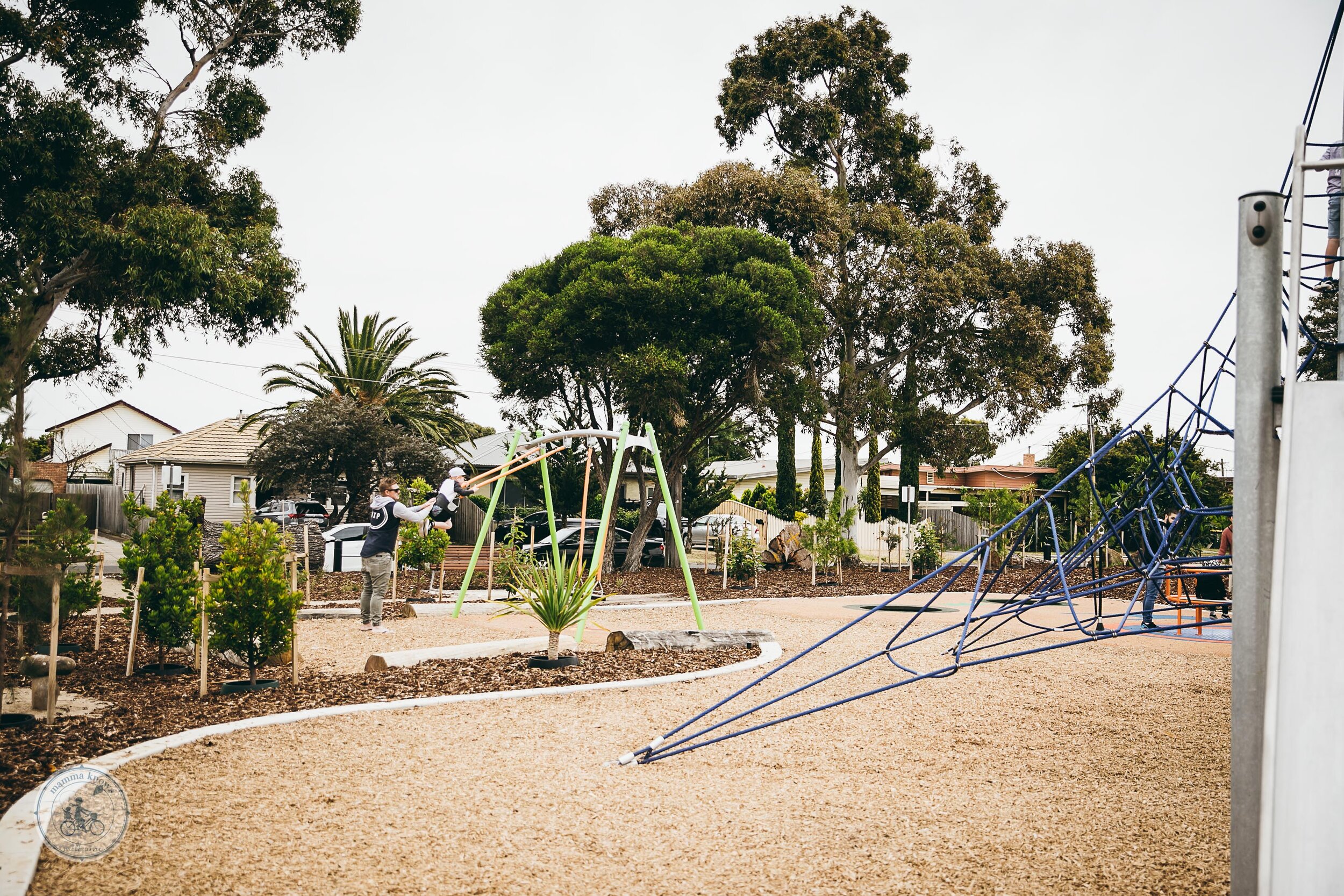 curlew community park, laverton