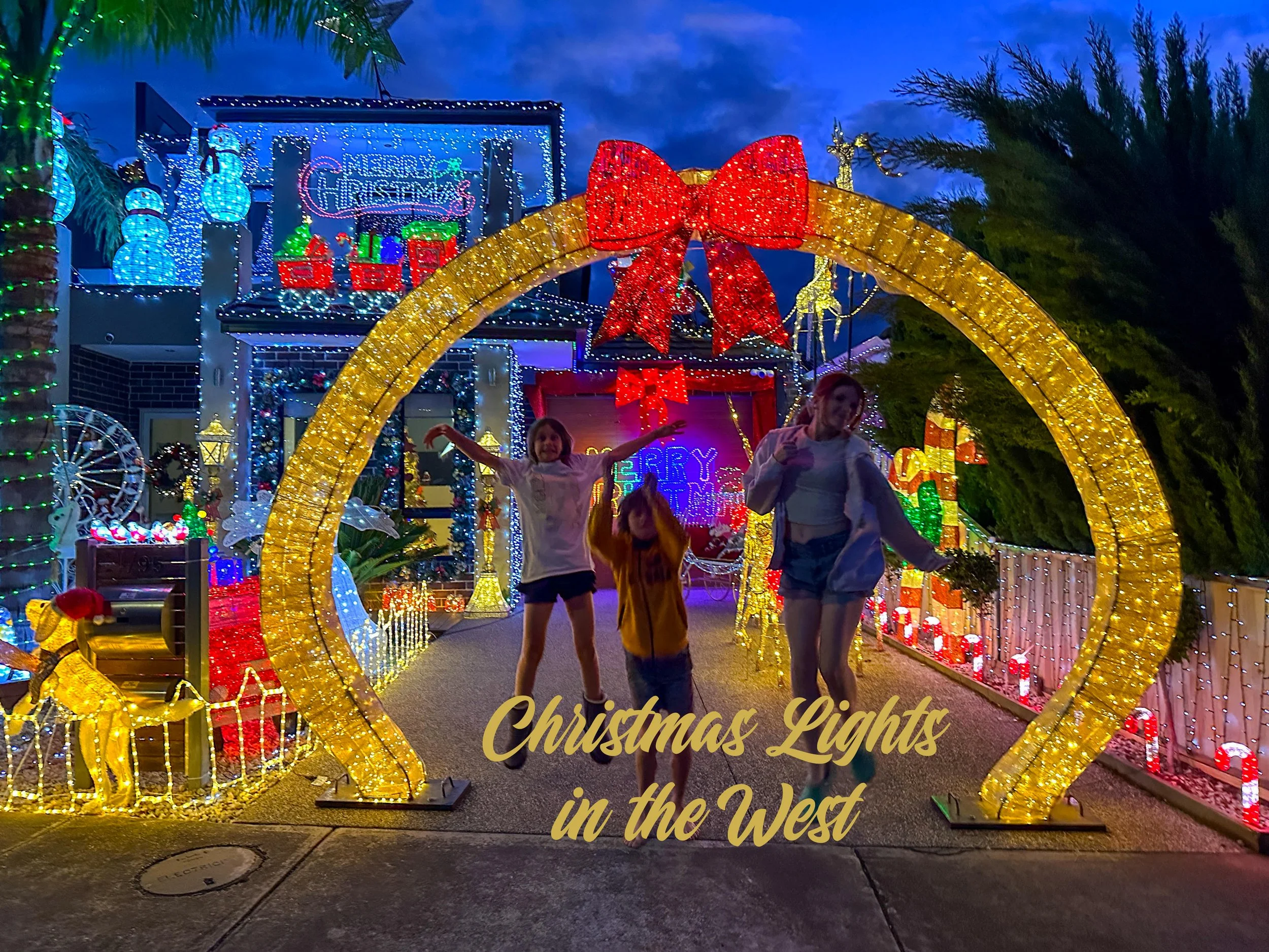 Christmas Lights in the West - Mamma Knows West