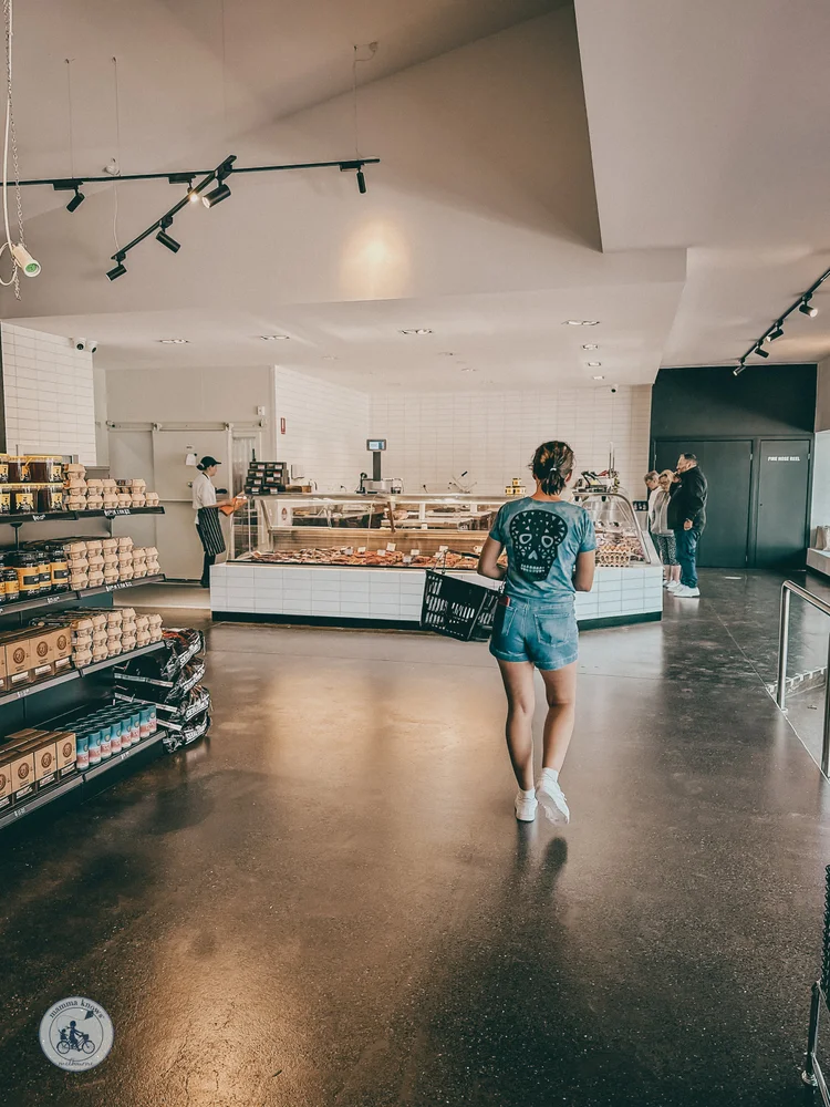 Paddock to Table Laverton - Mamma Knows West