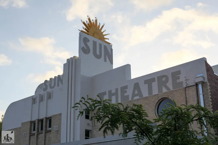 Sun Theatre, Yarraville | Mamma Knows West