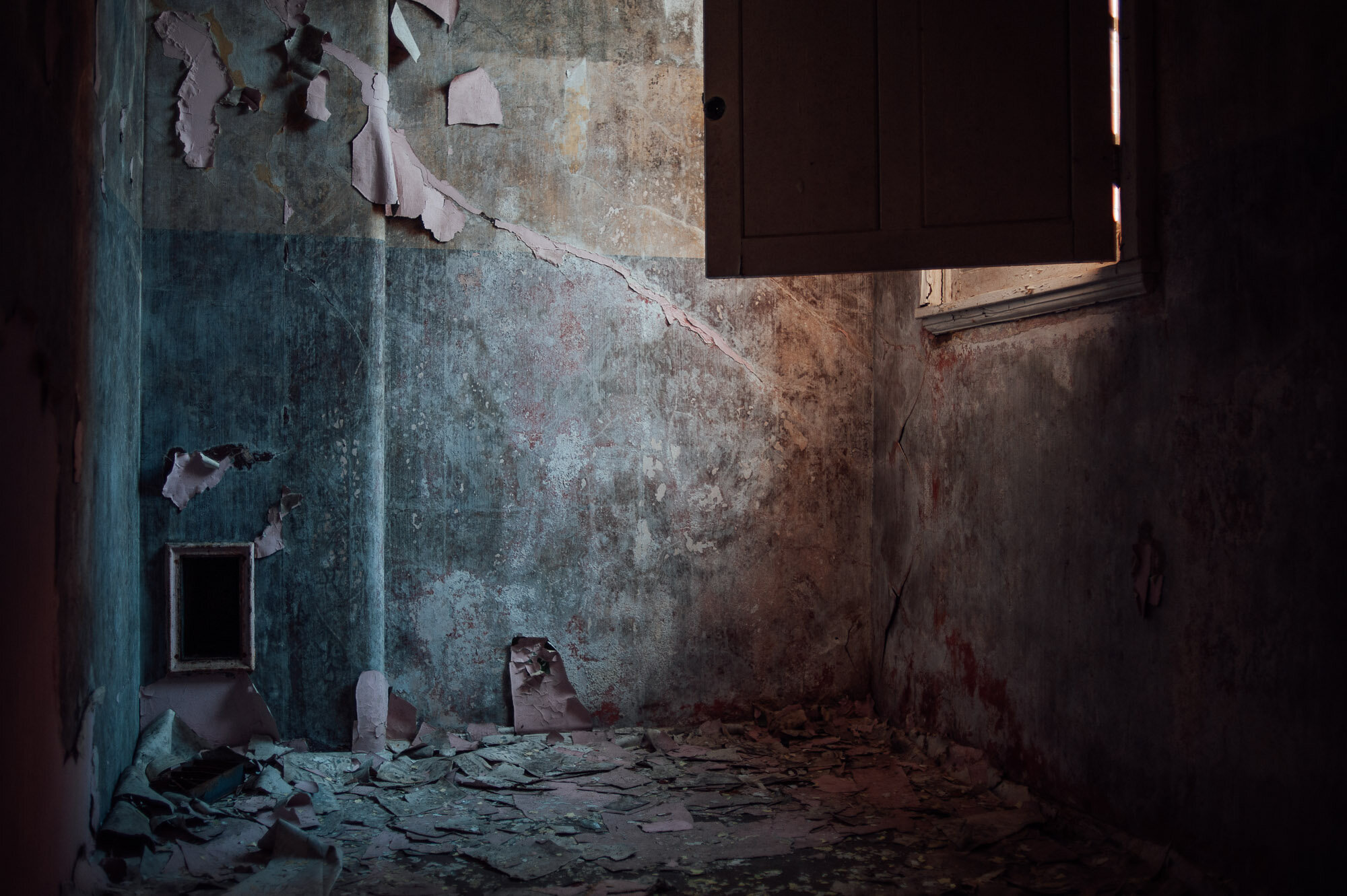 Hellingly Psychiatric Hospital / 2009 — Andrew Newson Photography Courses