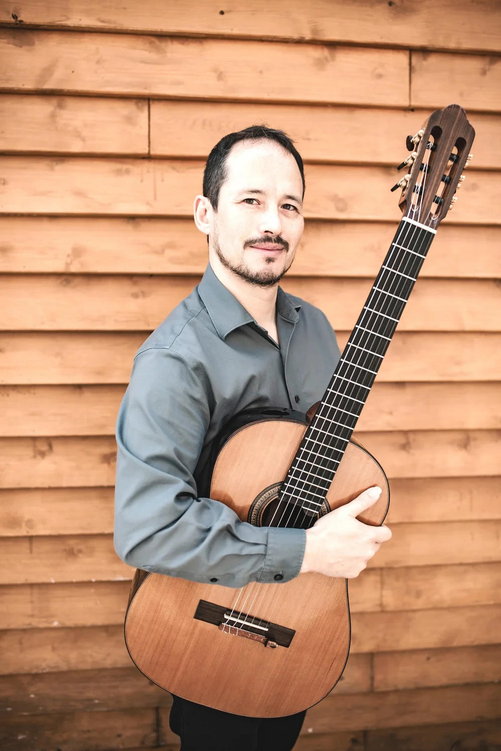 Canadian Guitar Virtuoso Andrew Mah