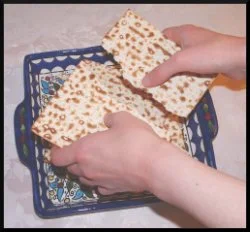 The Symbolism of the Passover Matzah Points to Messiah — Song For Israel
