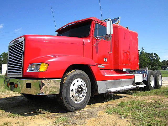 Freightliner Classic Flat Top