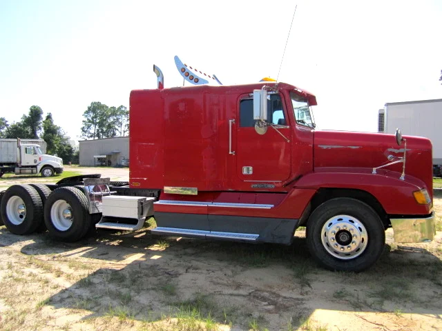 Freightliner Classic Flat Top
