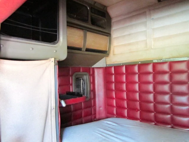 Peterbilt 379 Sleeper Interior