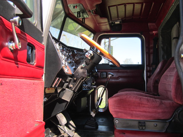 Peterbilt 379 Custom Interior