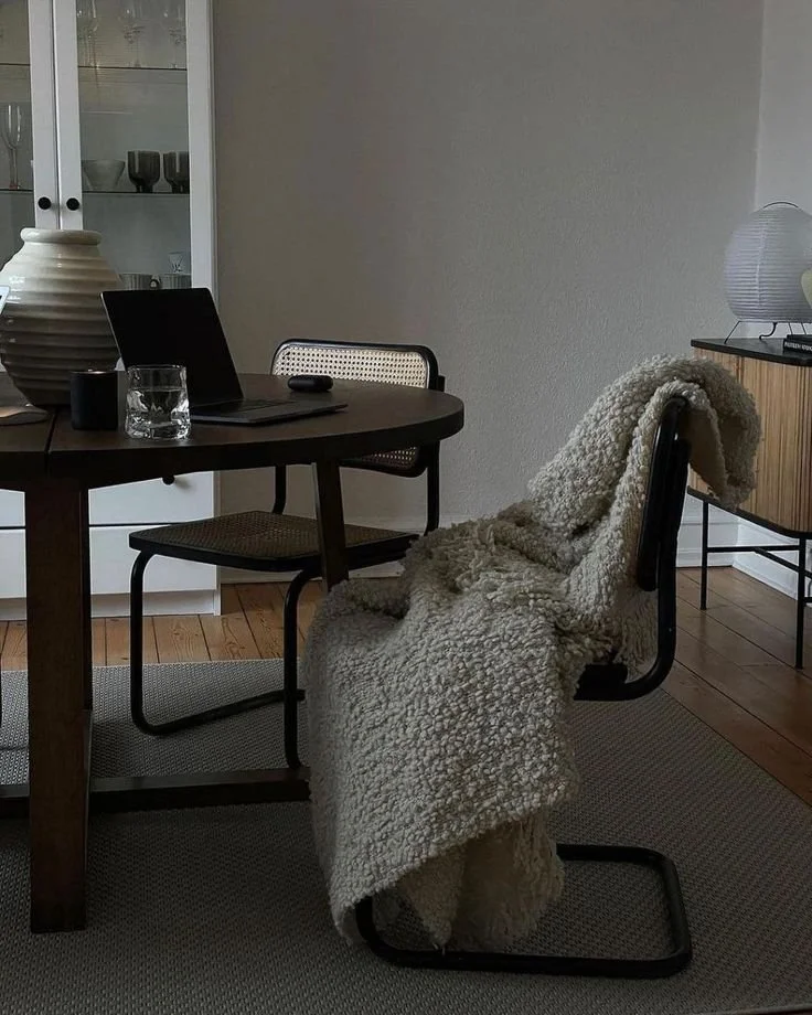 Hello Lovely Living — Hello Lovely Living