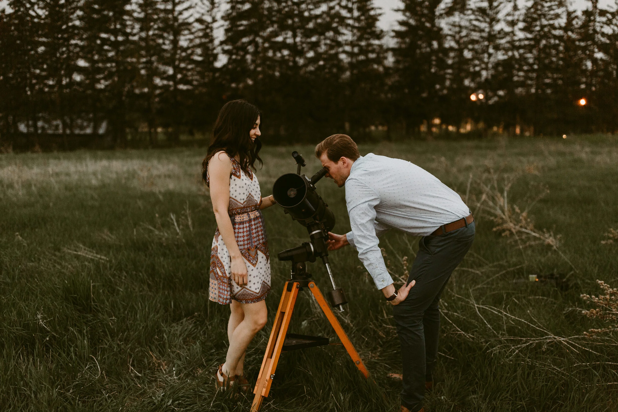 Starry-night Engagement Session // D&J — Northern Wildflower
