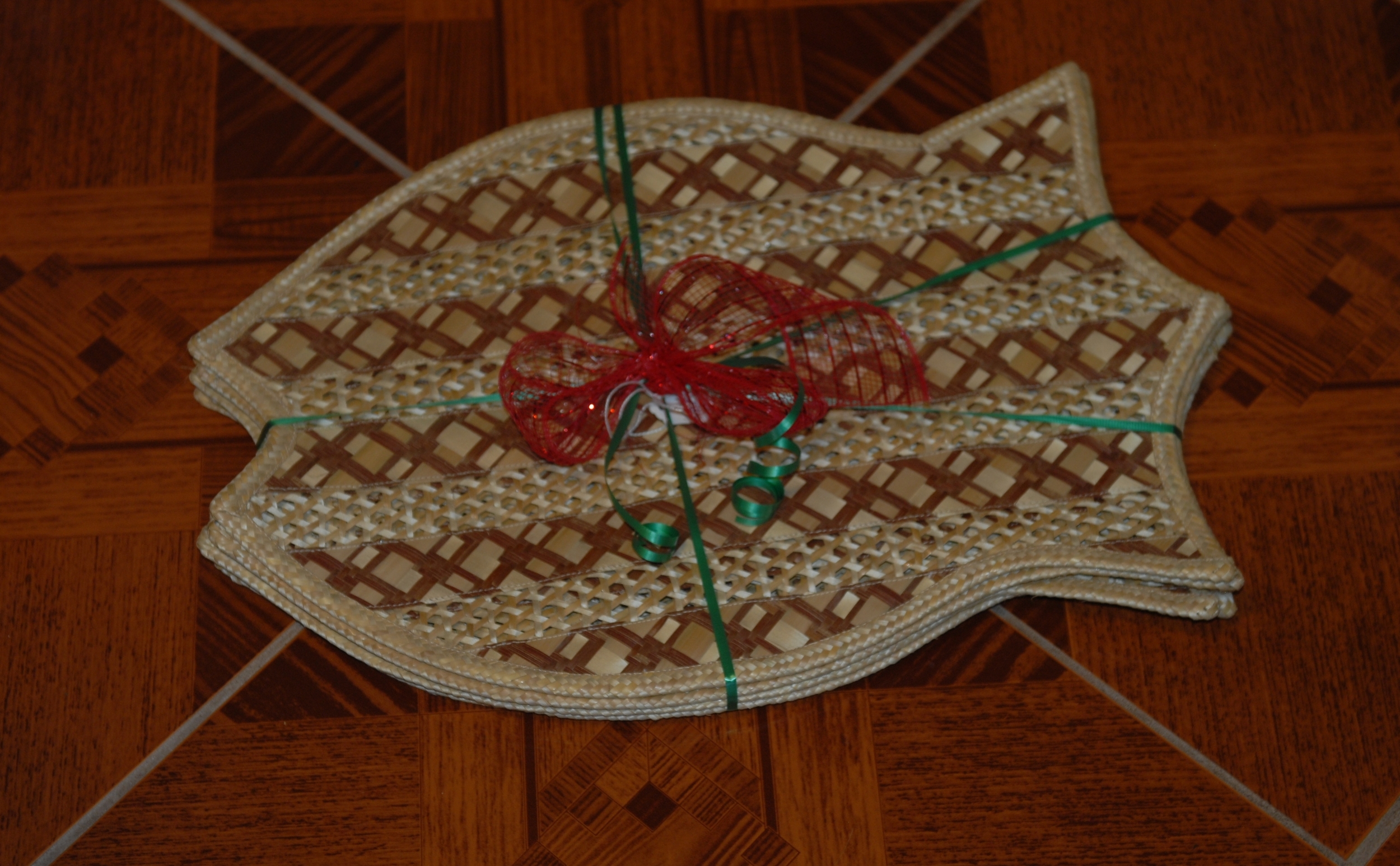 STRAW — CREATIVE NASSAU - Bahamas to the world from the inside out