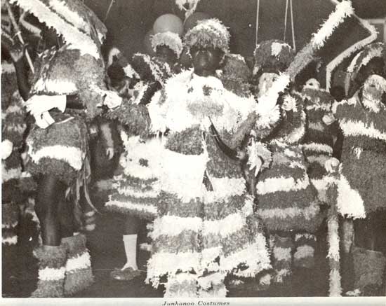 JUNKANOO — CREATIVE NASSAU - Bahamas to the world from the inside out