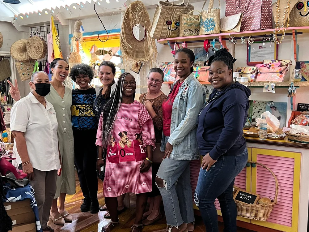 STRAW — CREATIVE NASSAU - Bahamas to the world from the inside out