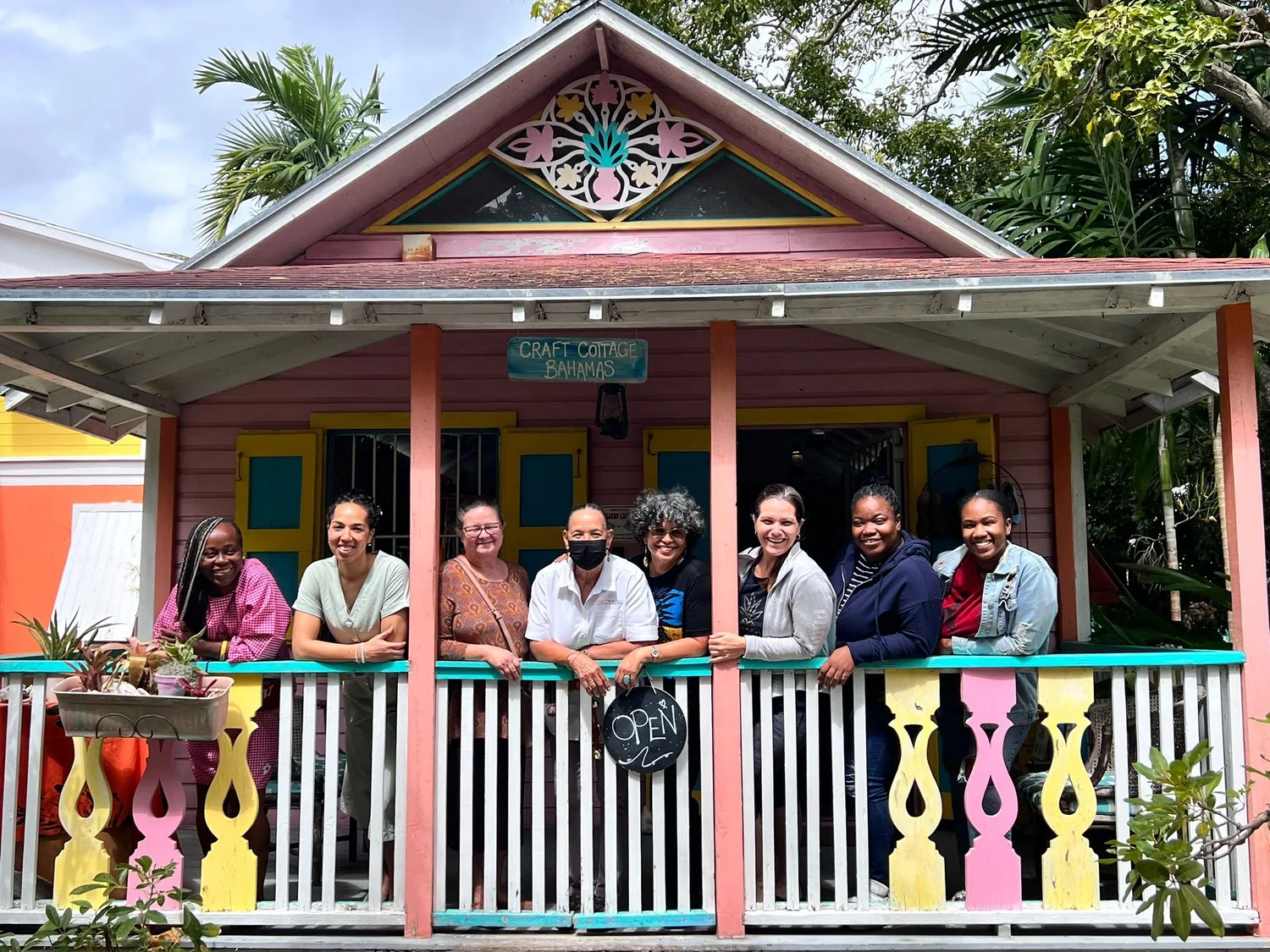 STRAW — CREATIVE NASSAU - Bahamas to the world from the inside out