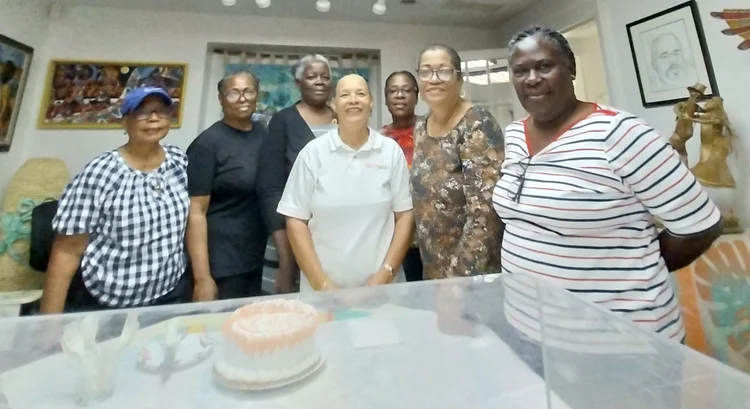 STRAW — CREATIVE NASSAU - Bahamas to the world from the inside out