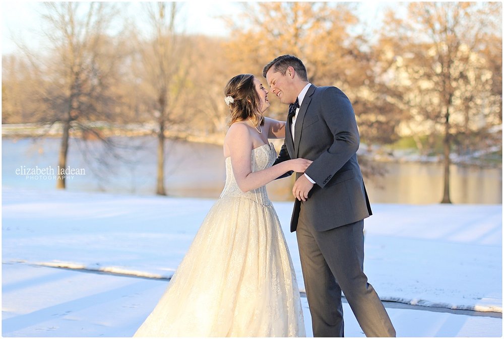 A First Look on Your Wedding Day