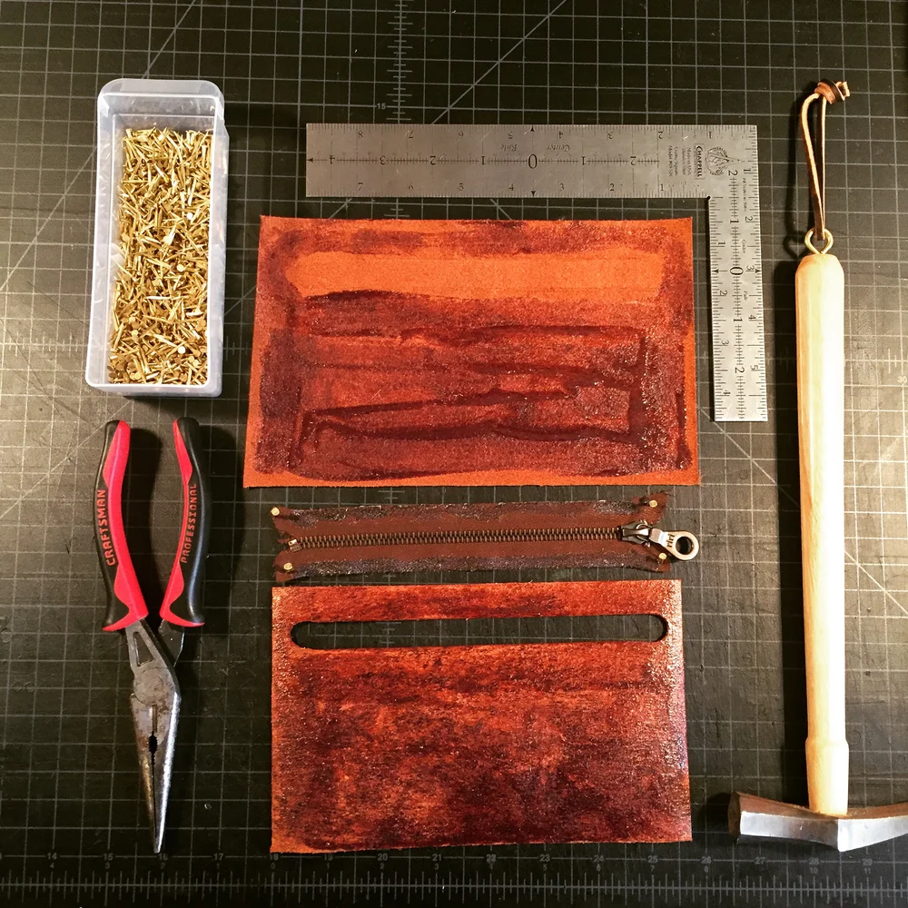 Installing a zipper. — ZeeBee Leather