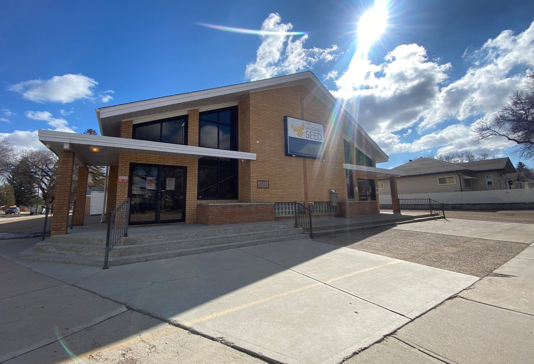 OWL NEWS - Medicine Hat's Locally owned Online Broadcaster