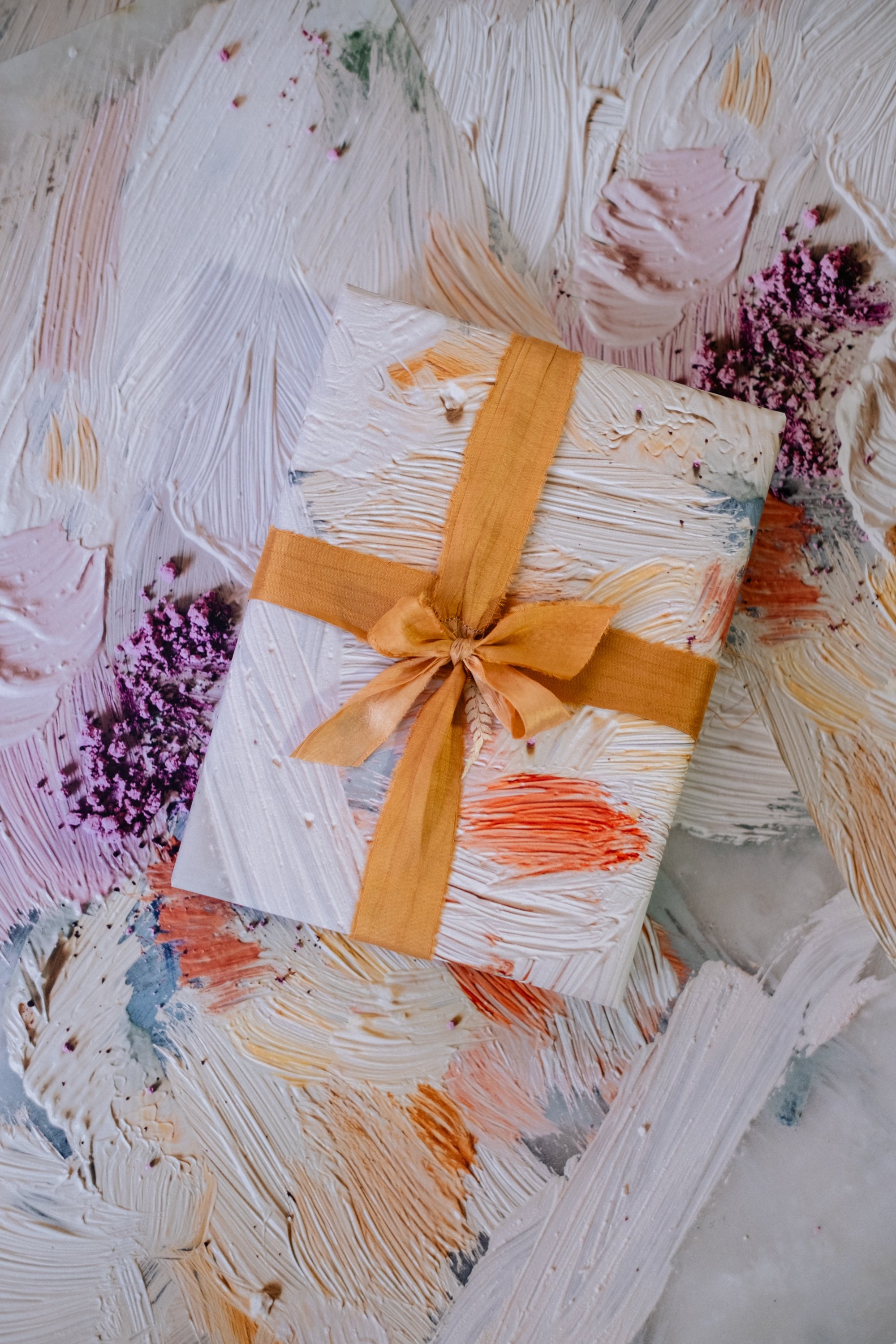 "Francis Ginger Blossom" Paint Palette Wrapping Paper Bundle — Emily ...