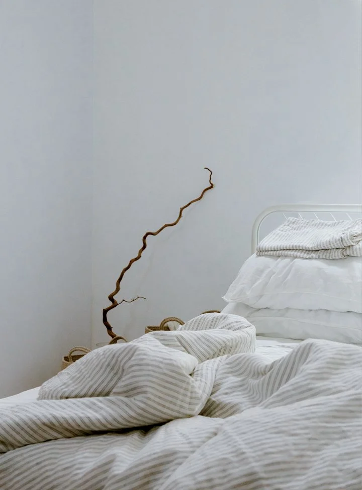 Essence — CGM Wallpaper