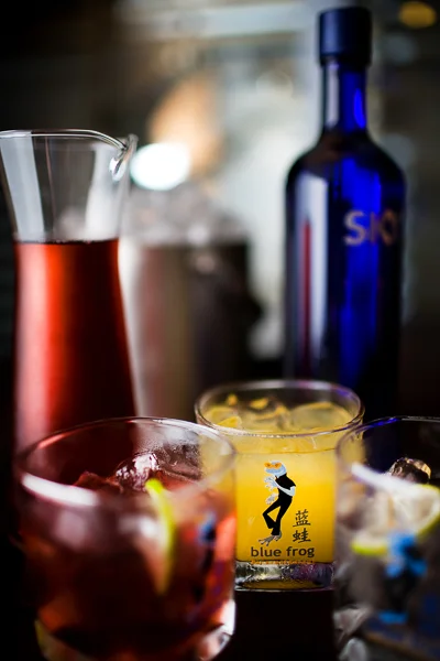 Blue Frog 蓝蛙酒吧鸡尾酒拍摄 — Limelight Studio | Commercial Photography and ...