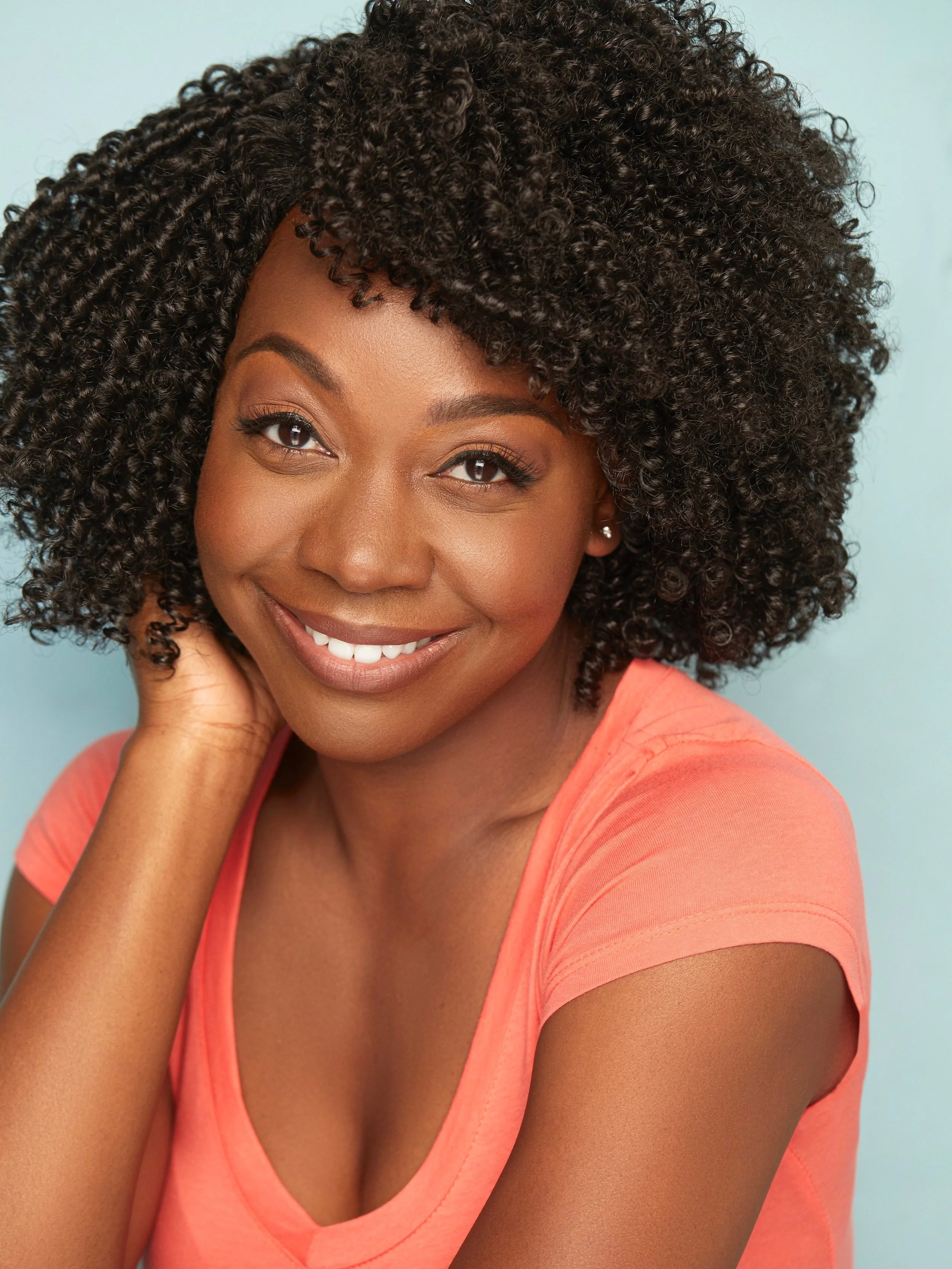 Jenae Jones — Viver Brasil