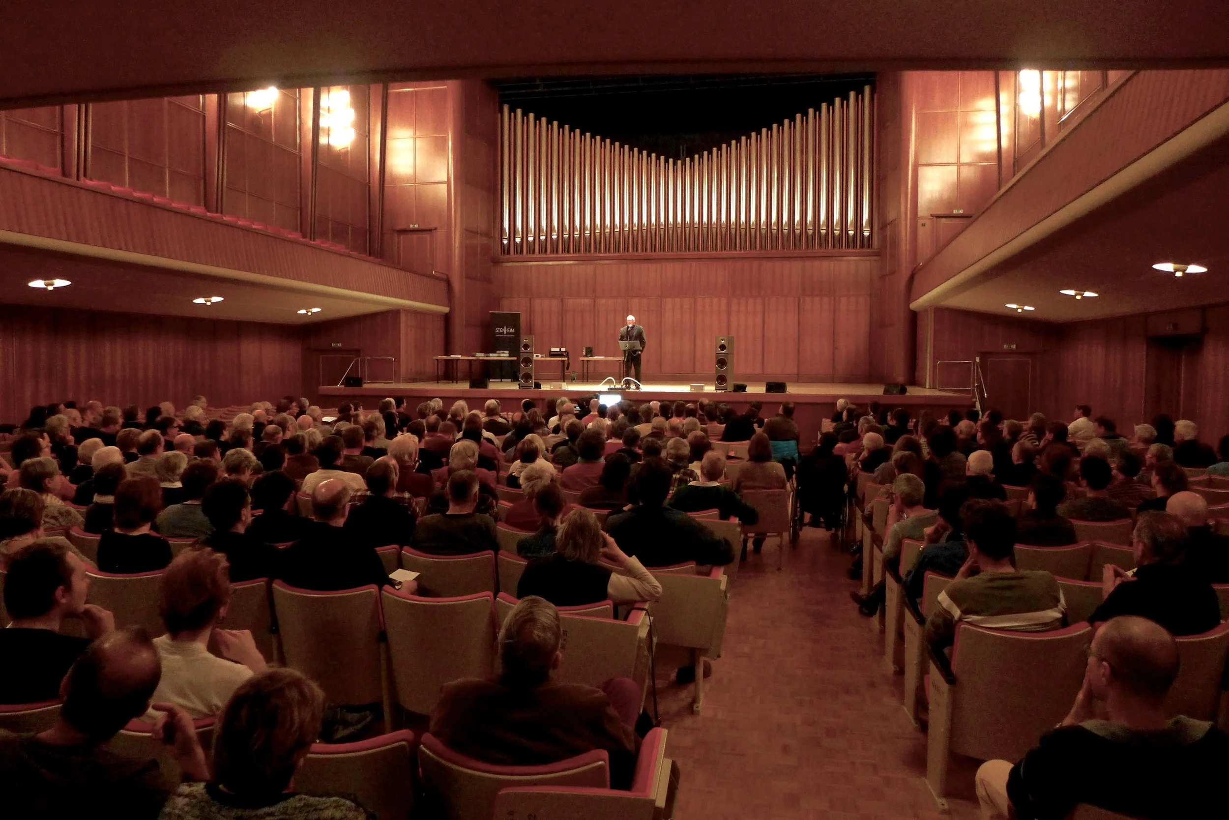 STENHEIM joins Jean-Claude Gaberel in La Chaux de Fonds — Stenheim