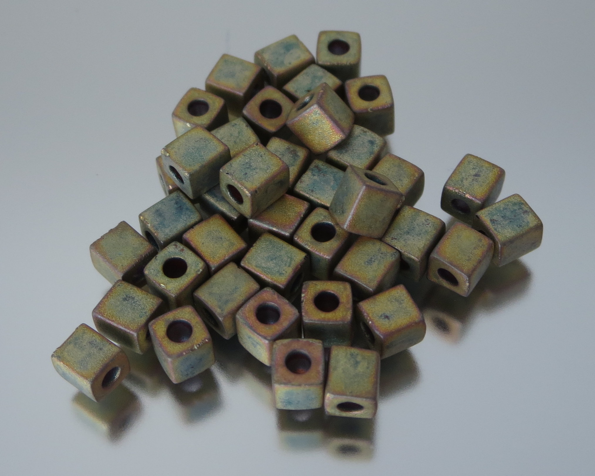 4mm Cube — The Buffalo Bead Gallery
