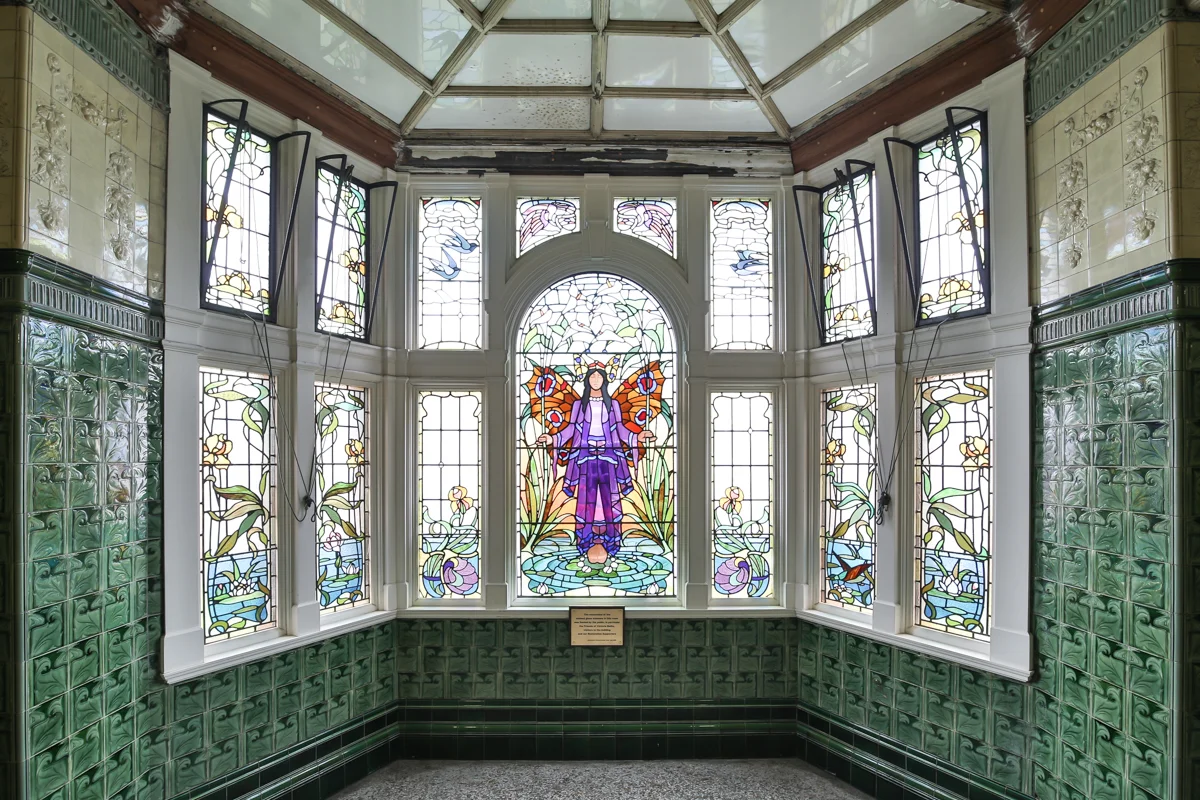Bringing Victorian architecture back to life - Claire Williams Photography