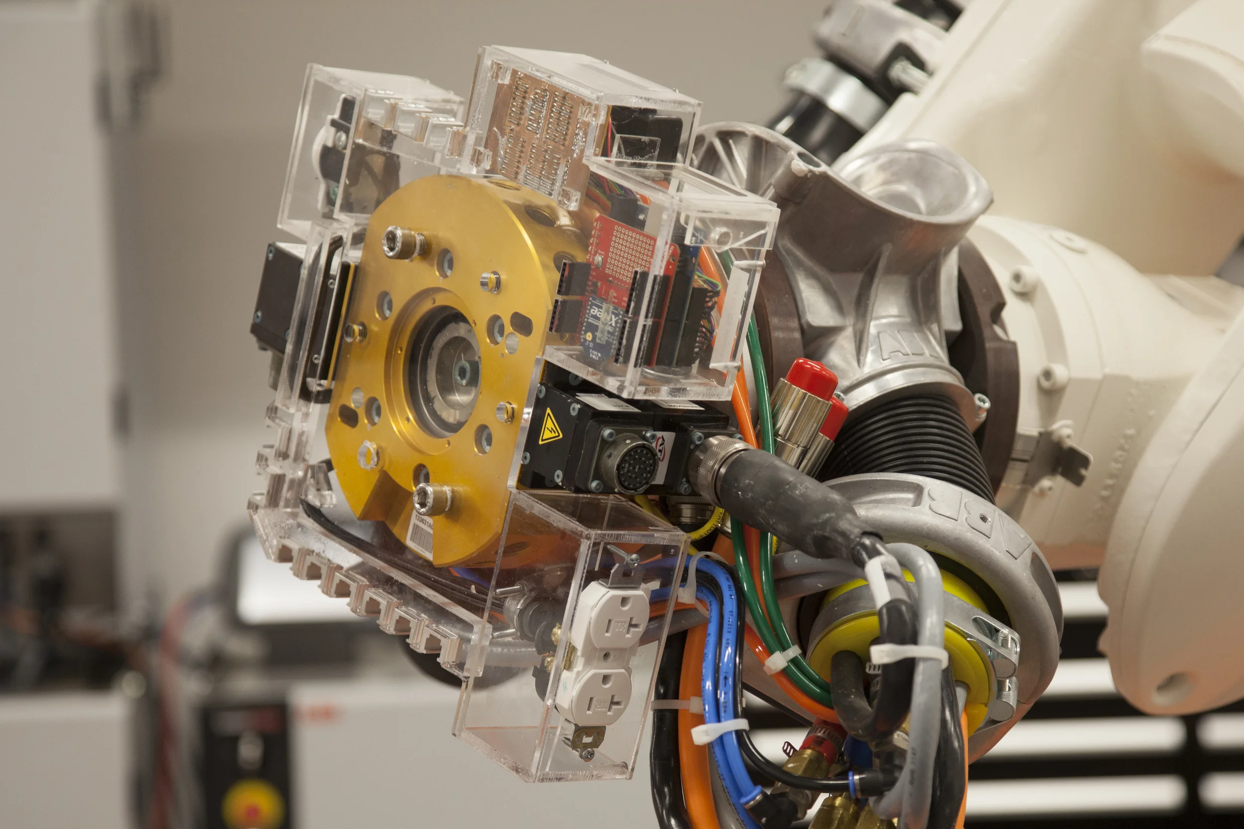 Robo.Op — MADLAB.CC