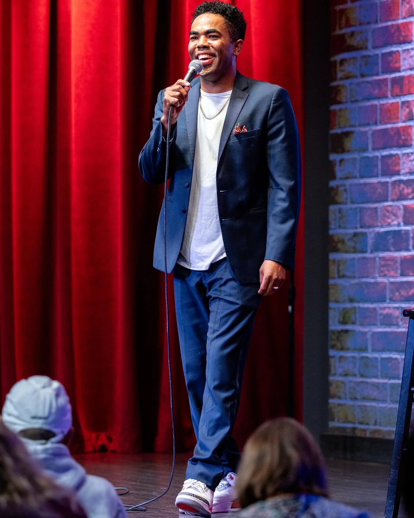 Mal Hall | Standup Comedian