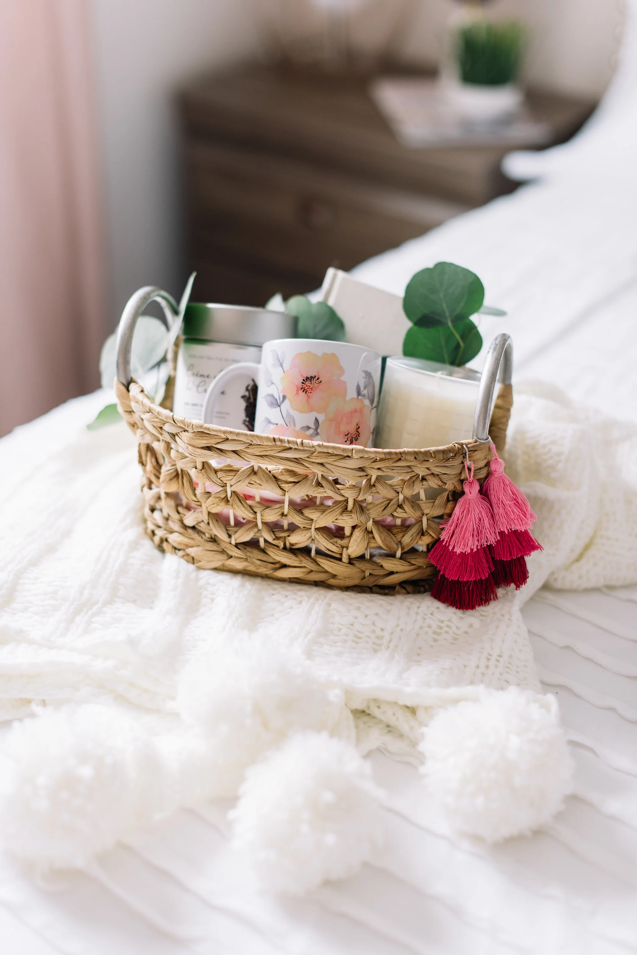 Mother's Day Inspo: Breakfast in Bed & Two Simple DIYs — 204 PARK