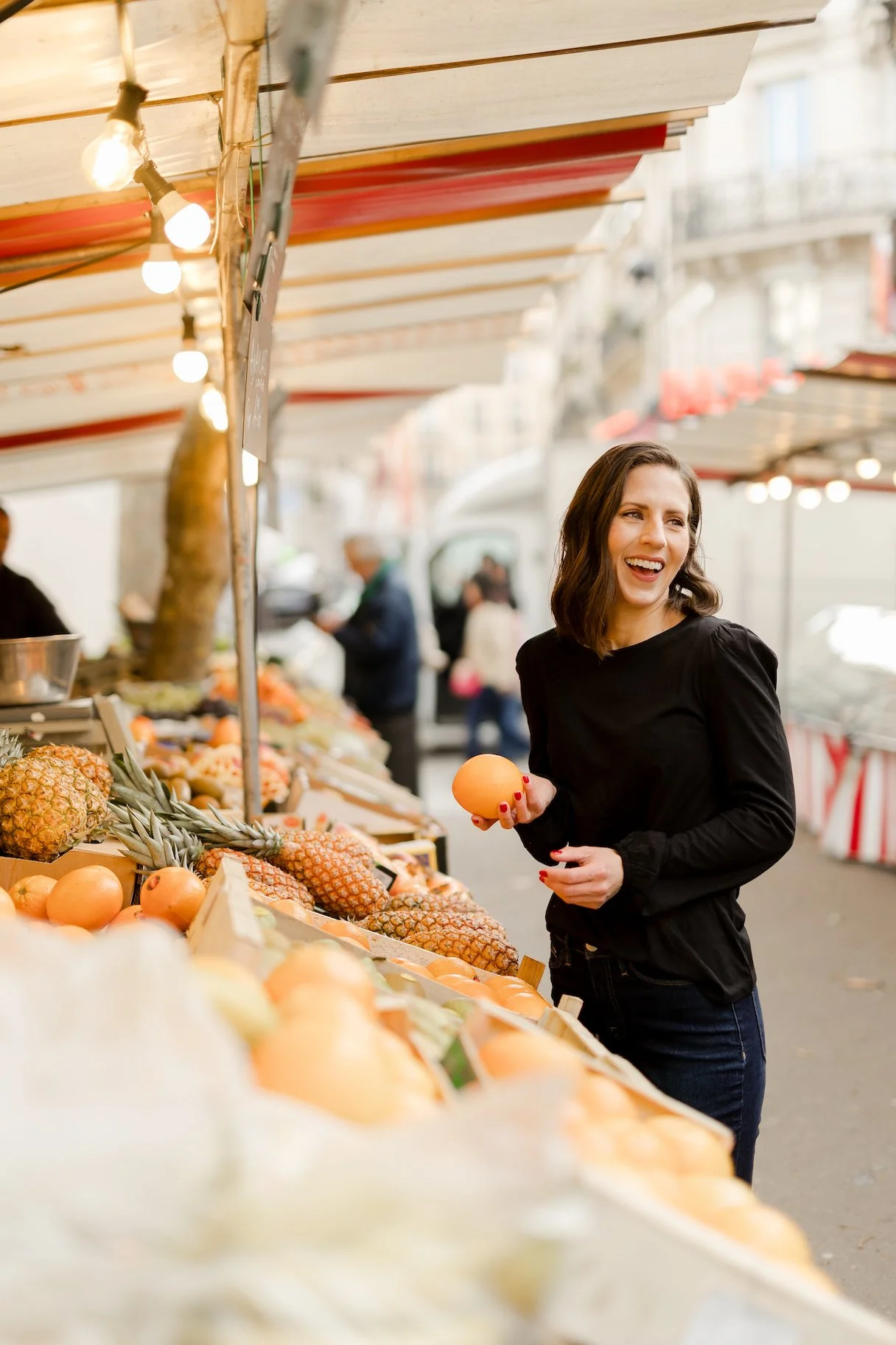 How To Properly Shop at a Paris Outdoor Market — Best Paris Photographer