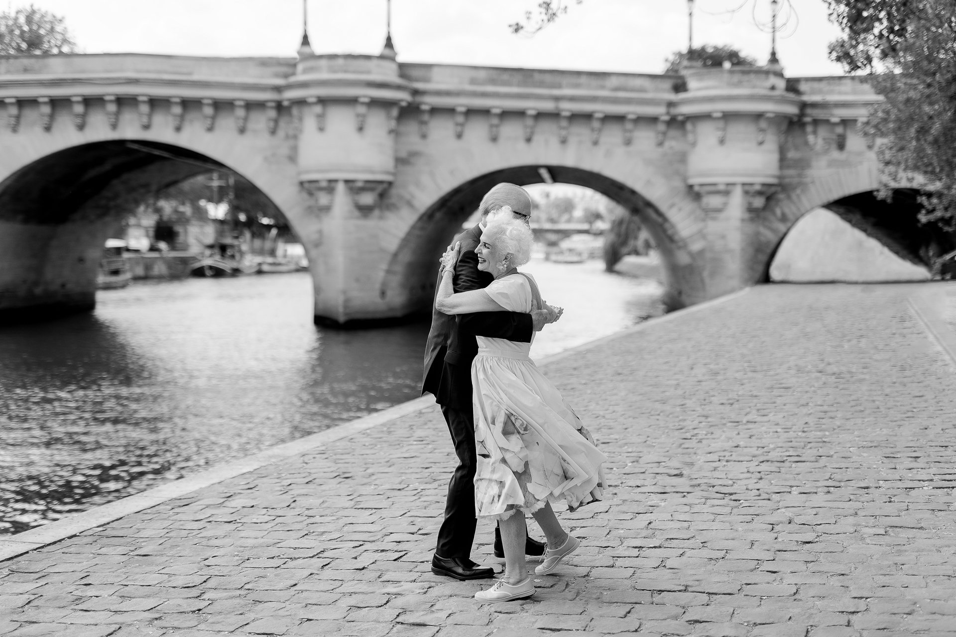 Popular French Love Songs to Add to Your Playlist — Best Paris Photographer