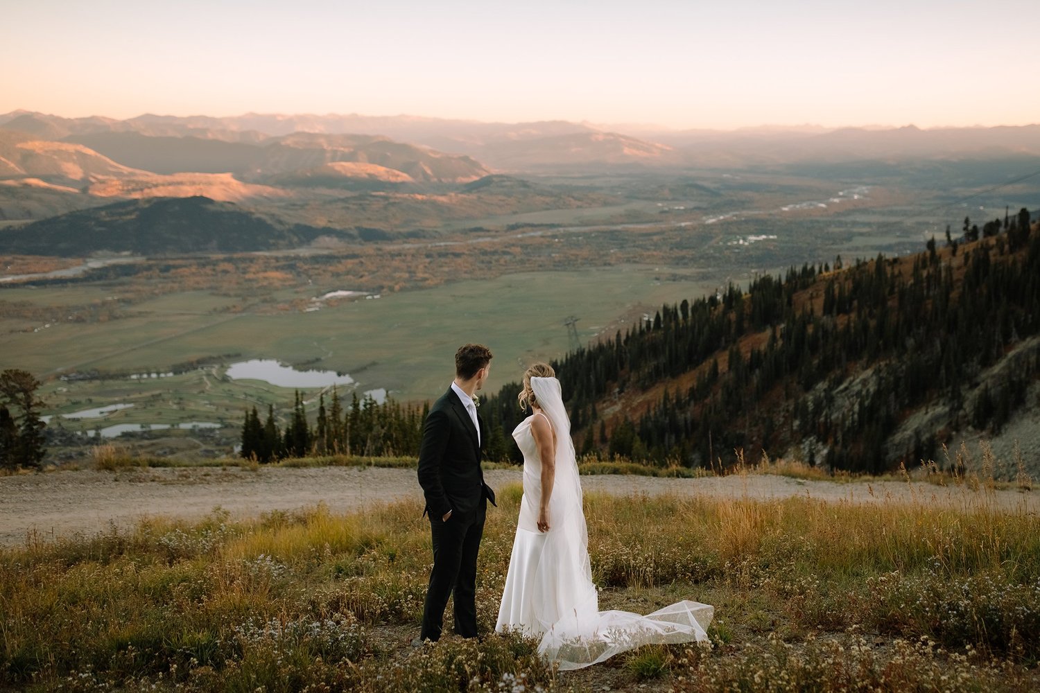 Jackson Hole Wedding & Elopement Photographers | Eastlyn & Joshua ...