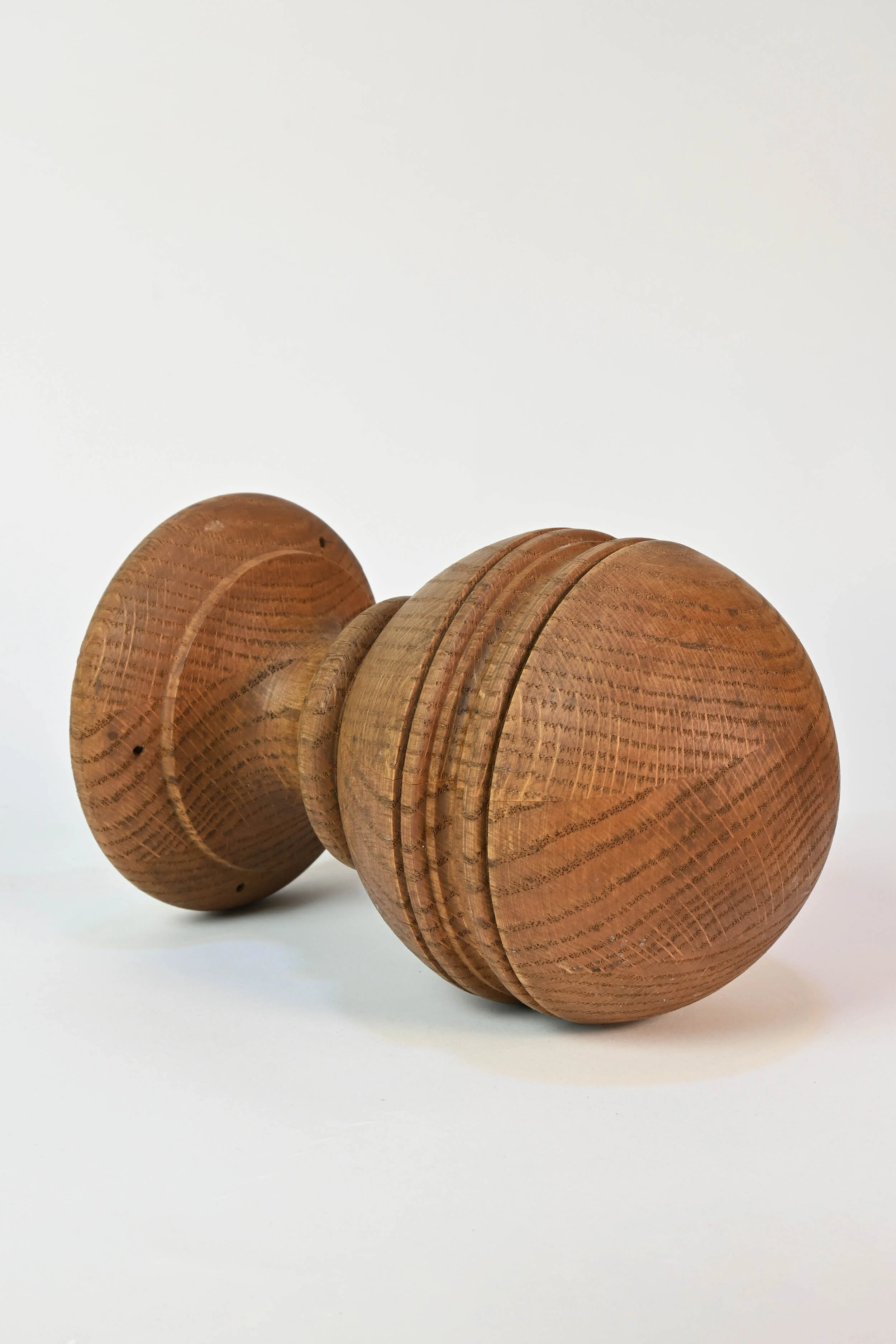 newel post turned oak balls — ARCHITECTURAL ANTIQUES