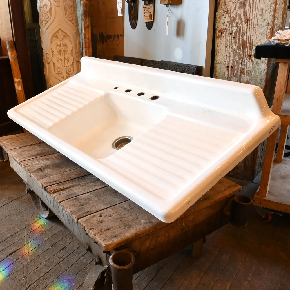 Enameled Cast Iron Sink With Backsplash