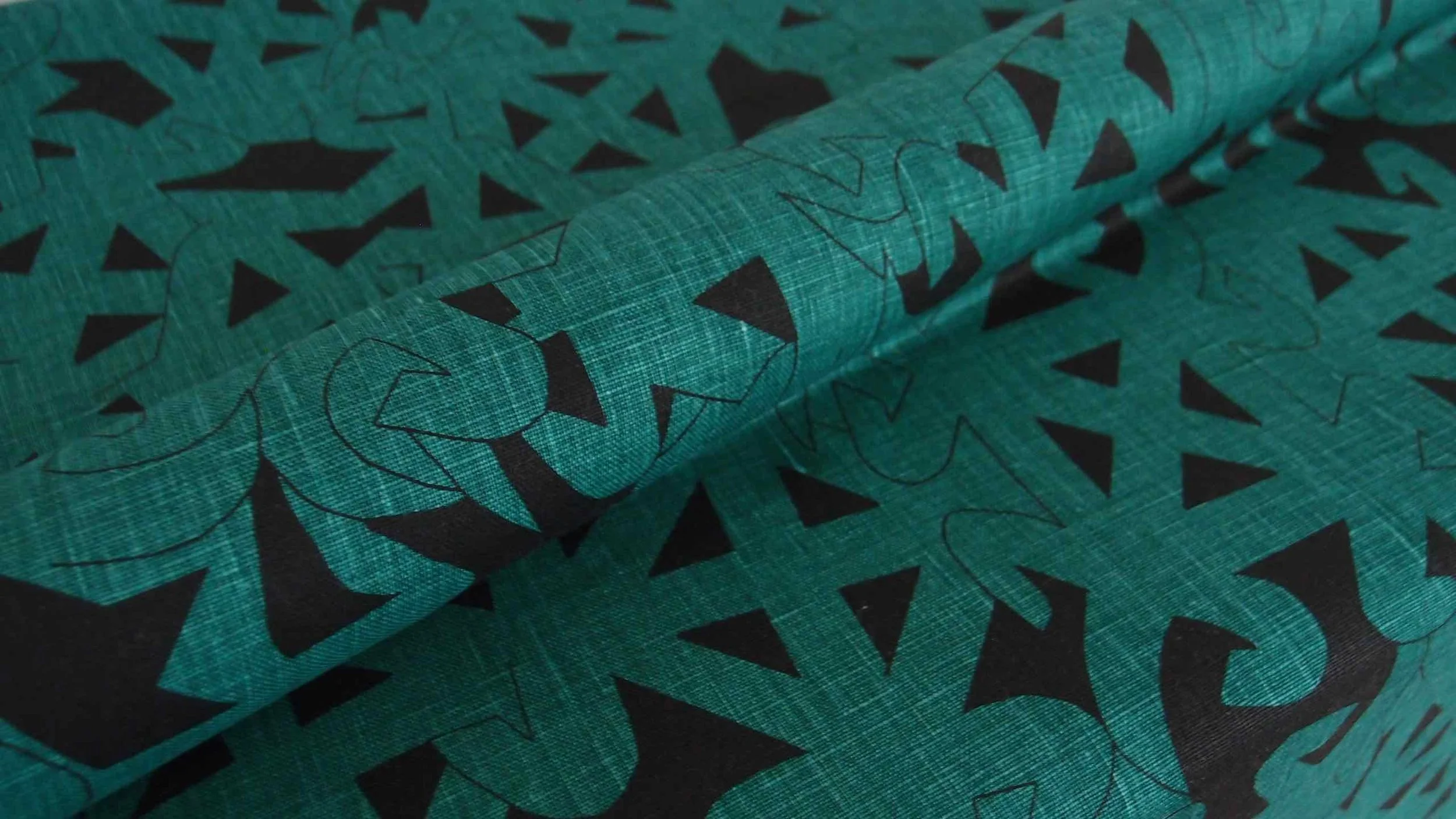 Chrissa Amuah, a talented design entrepreneur inspired by Ghana’s ...